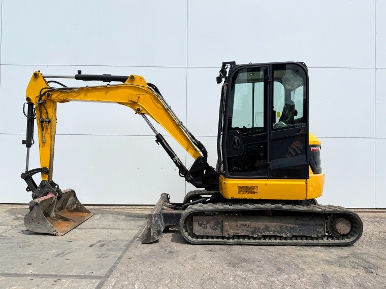 JCB 48Z‑1 Mini Excavator for Sale – Zero‑Tailswing Compact Power at Buy ...