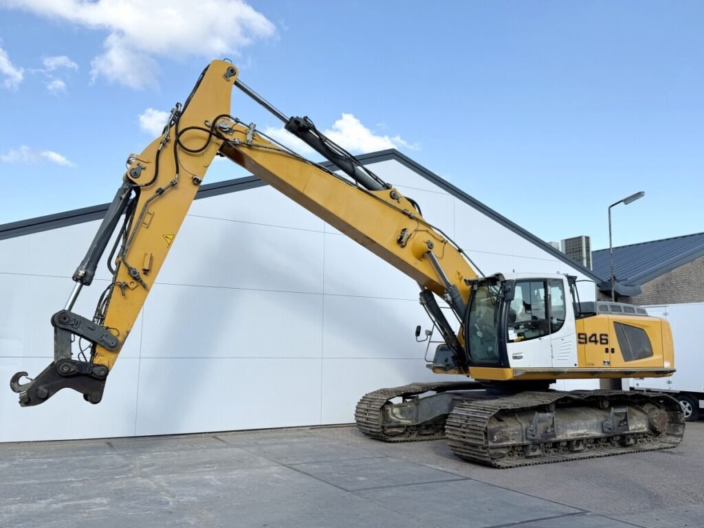 Buy Used Liebherr R946 SHD 20 Meter Long Reach Excavator – Precision ...