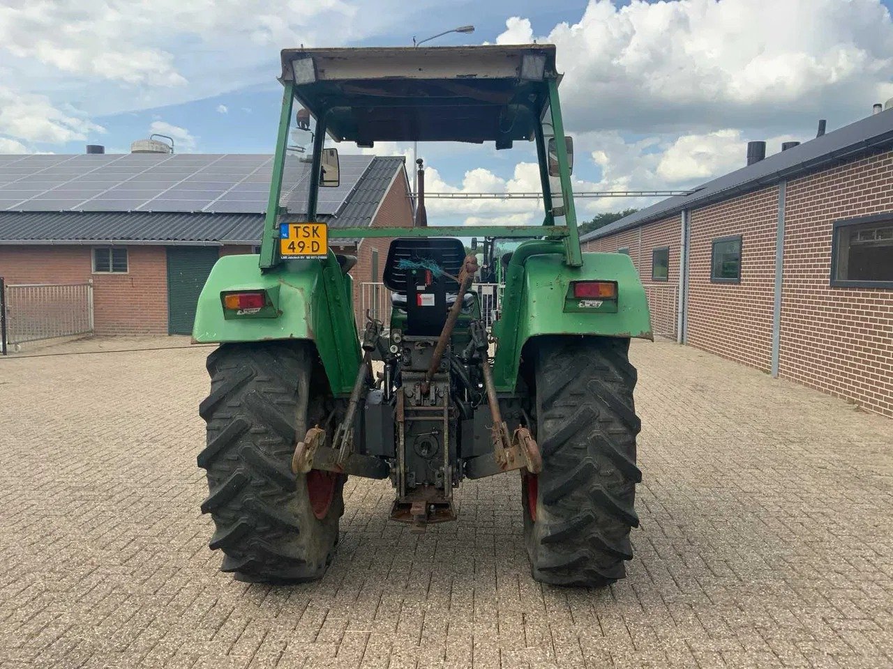 Buy Fendt Farmer 108S Tractor – Classic Row-Crop 55 kW (73 hp)