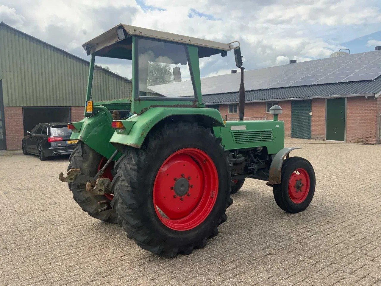 Buy Fendt Farmer 108S Tractor – Classic Row-Crop 55 kW (73 hp)