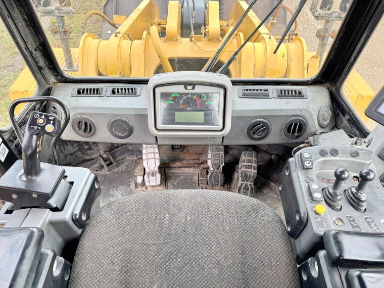 Buy Powerful Caterpillar 988K Wheel Loader for Sale | Heavy-Duty CAT