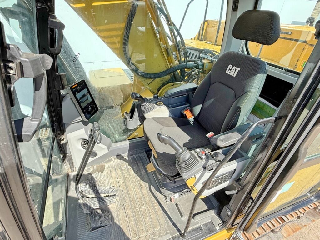 Caterpillar 330 Next Gen Excavator – Powerful 205 kW 31.6 t CE/EPA Machine