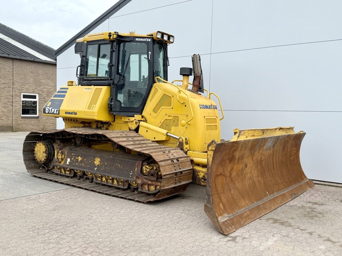 Buy Powerful Komatsu D61PXi-24 Dozer for Sale – Hydrostatic Mid-Size ...